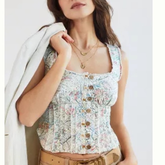 Pilcro | Tops | Anthropologie Pilcro Floral Cute Top | Poshmark